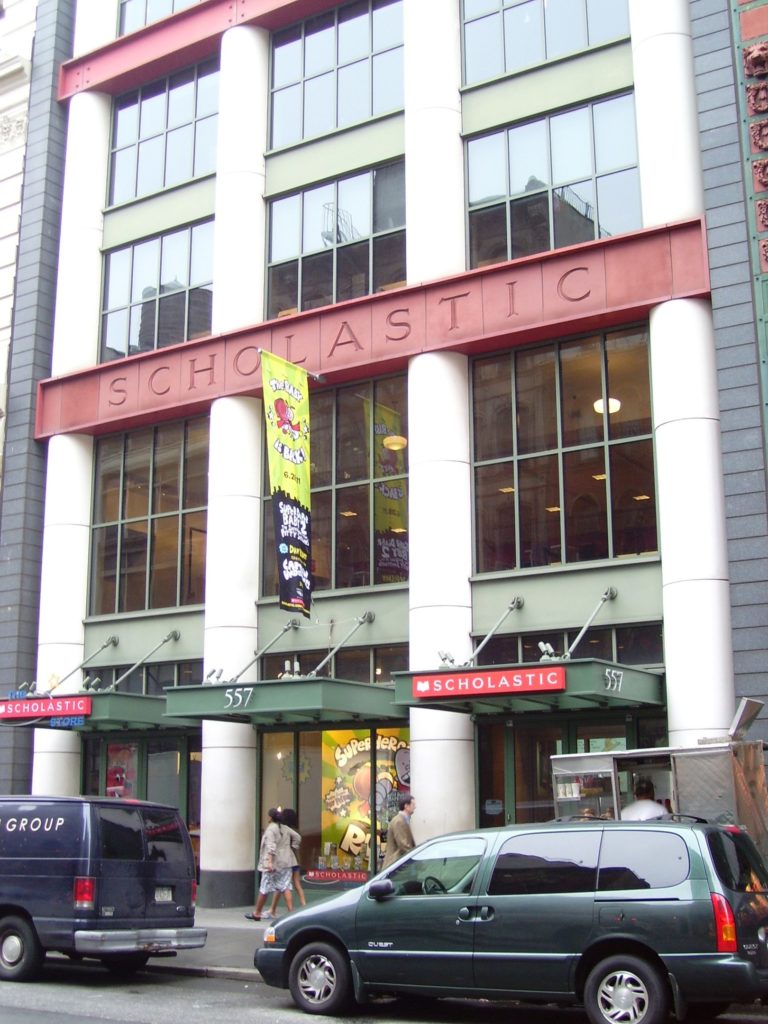 The Ten Largest Publishing Companies in the World - Tharawat Magazine